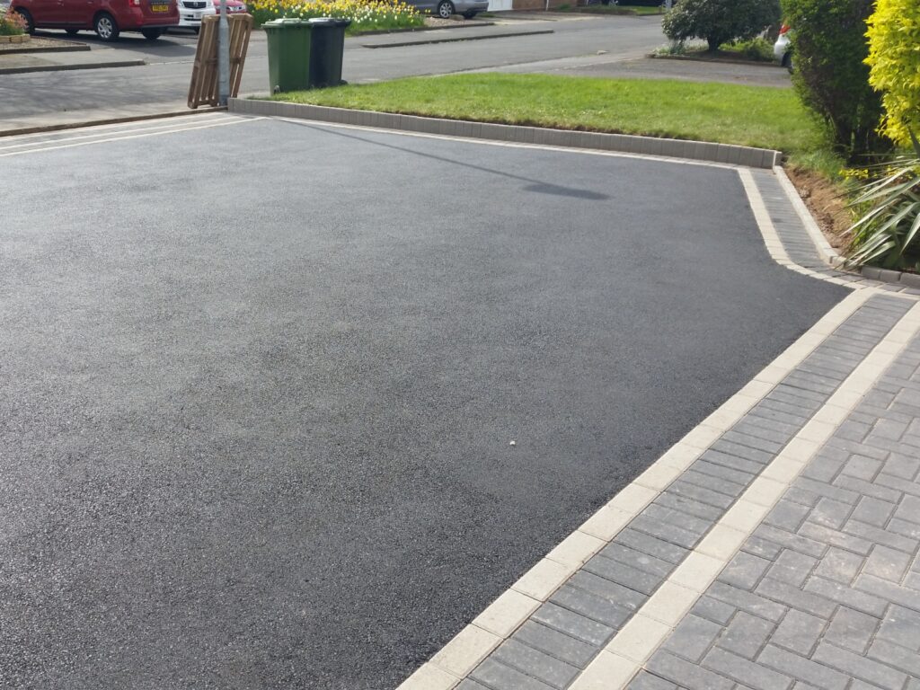 Tarmac – Kidderminster Driveways Block Paving | Interlay Driveways